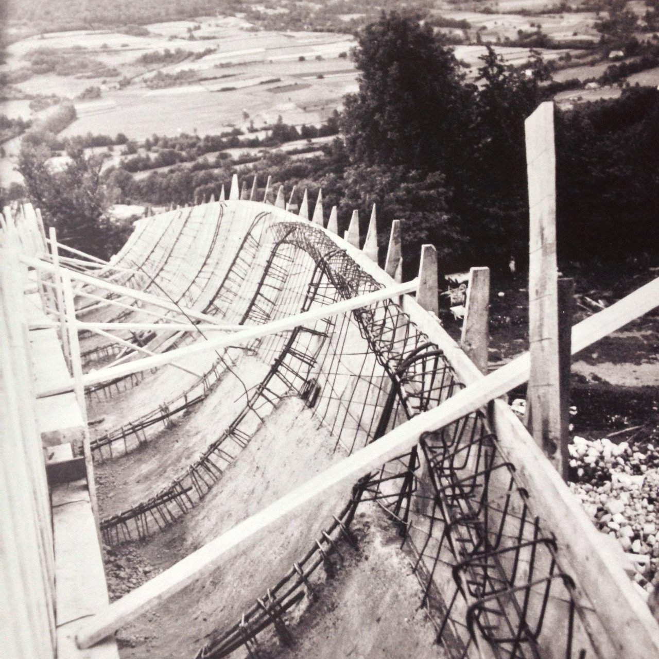 Construction of Le Corbusier’s chapel of Notre Dame du Haut, Ronchamp ...